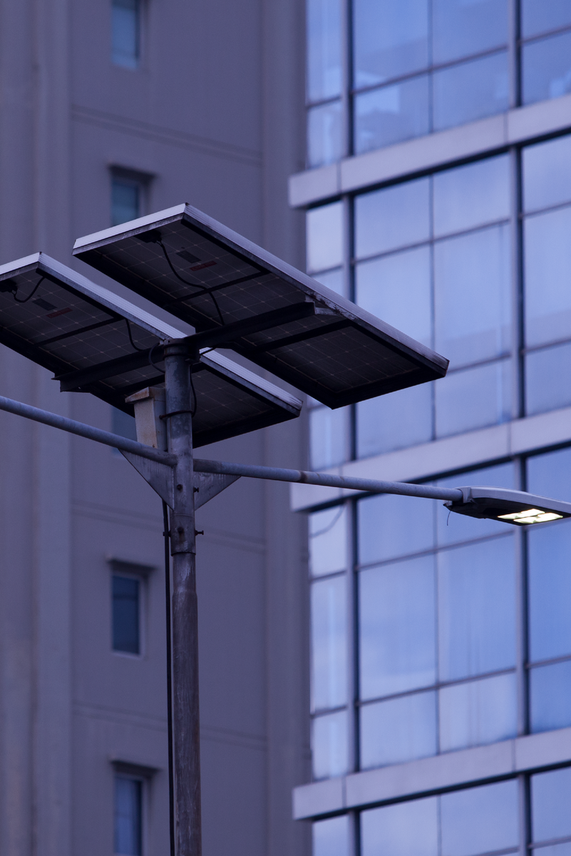 Maximizing Energy Efficiency in Solar Street Lighting – Lightforce ...
